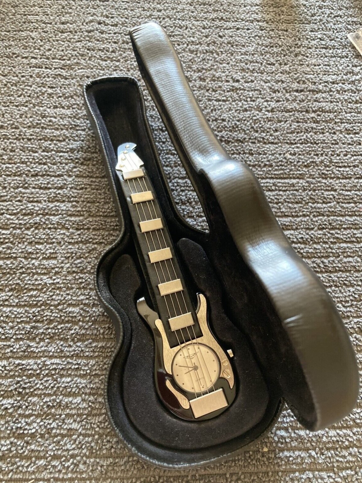 2001 ZX Guitar Watch with Case – 101bids